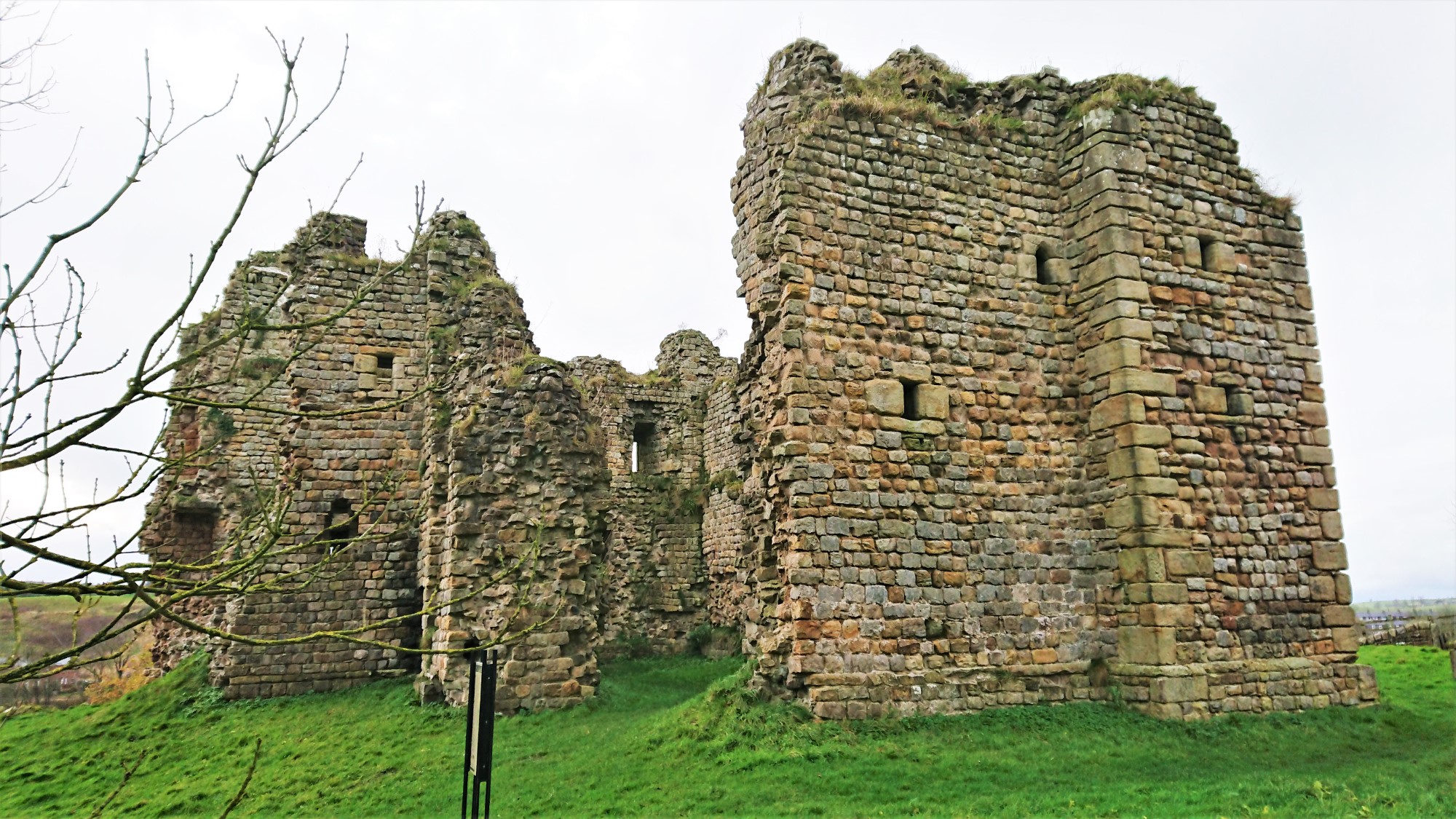 Walltown and Thirlwall Castle - Aug 2021 - Strolls With Poles